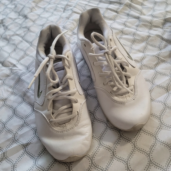 Nike | Shoes | Nike Go Fight Cheerleading Shoes 65 | Poshmark